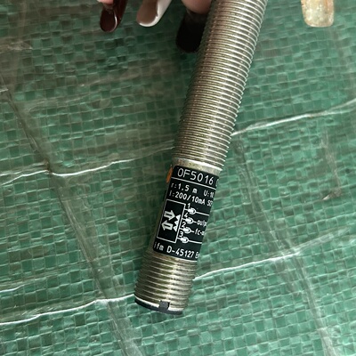 德国IFM易福门接近开关型号OF5016全新未使用实物议价