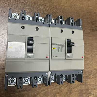 施耐德塑壳断路器NSC250S3P250A，拆机正品无包--议价商品