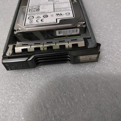 DELL 600G compellent 康贝存储15K 25 SAS  0G6C6C硬盘
