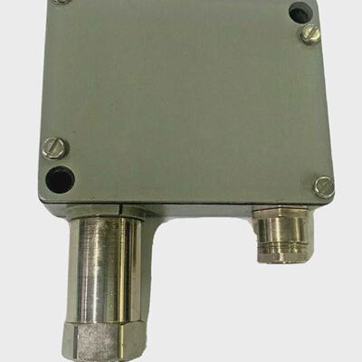 TRAFAG N 8202 Navitrag Pressure Transmitter 8202.84.2210 0
