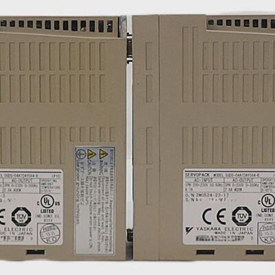 Yaskawa Electric SGDS04A72AY584E Servo Drive SERVOPACK Lot o