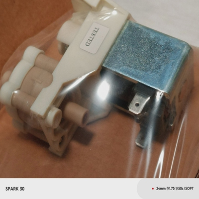 GambroDascoSP00671双向电磁阀Peek