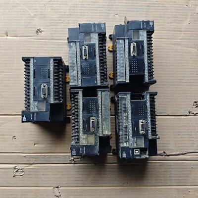 欧姆龙PLCCP1HX40DTD，议价商品