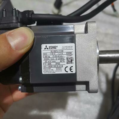议价Mitsubishi MrJe20C Servo Drive Motor HgKn23jS10适用