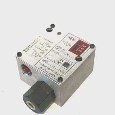 NEW TOYKOOI HW13T102L Pressure Switch HW13T102L