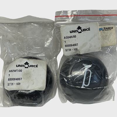 2 UNISOURCE HYSTER 800084007  HY800084007 OEM HORN BUTTONS F