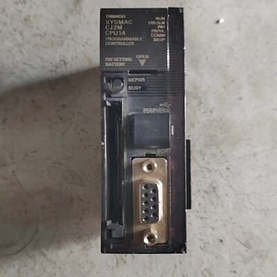 溢价-CJ2MCPU14外壳破损