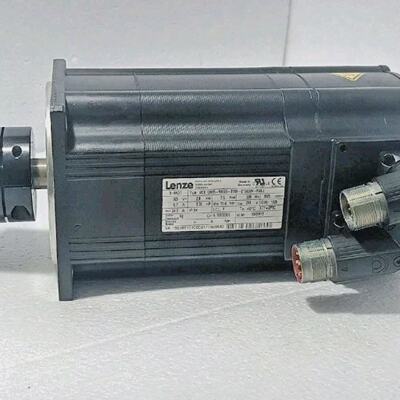 Lenze MCS12H35RS0B0B19NST5S00NR0SU Servo Motor  USED