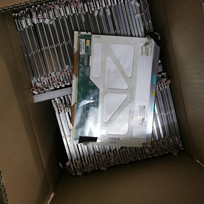 几百片TM104SDH01TS104SAALC01议价