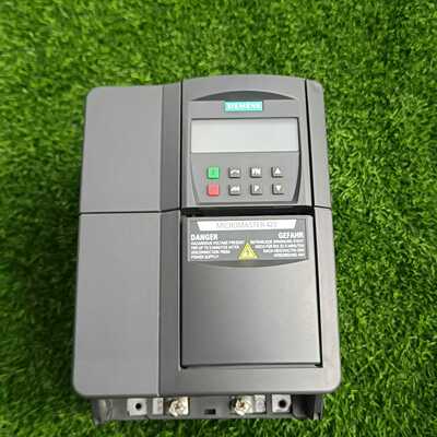 西门子变频器6SE6420-2UD24-0BA1，4KW，3议价
