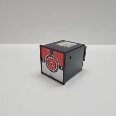 MEGACON KSQ331E SYNCHRONISING RELAY 100120V