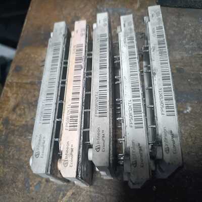 寻..英飞凌FP50R12KT4，有4个。