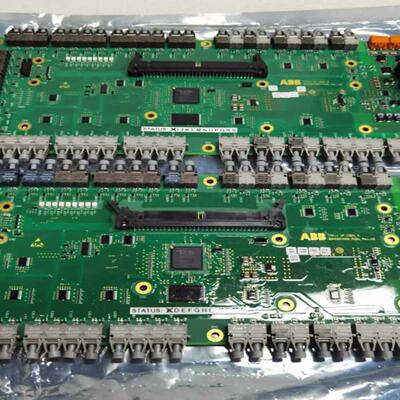 ABB控制主板3BHE024855R0101 UF~询价