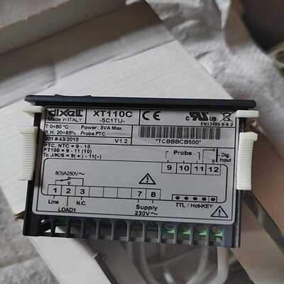 小精灵温控器XT110C-5C1TU，120Vac样品，图片-议价