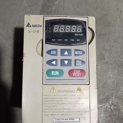 台达VFDB系列0.75KW变频器VFD007B43A-议价