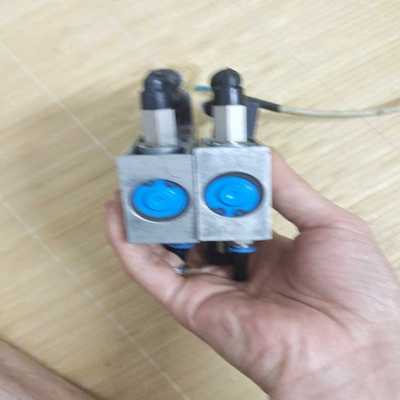 询价~LC1D80BD接触器，线圈DC24V，外