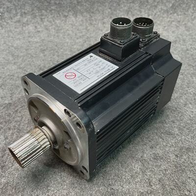 YASKAWA  AC SERVO MOTOR  Type USAGED05A21