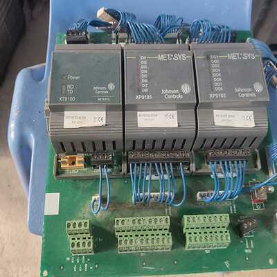 江森控制器，xT-9100-8304，xP-9105-830~询价