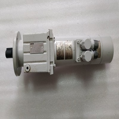 售前询价Lenze 伦茨  D-32696  Q8T04-2GVCK-056C22  一台在25-5