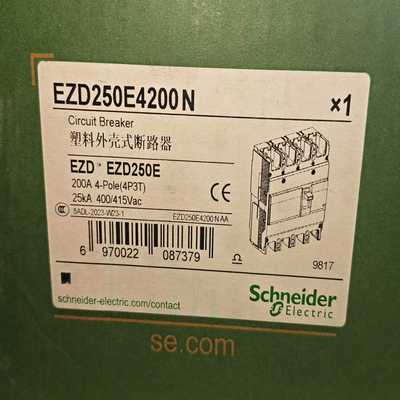 施耐德塑壳断路器EZD250E4200N，850/台。全新原一议价商品