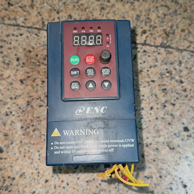 ENC变频器EDS2S0007220v0.75kw拆