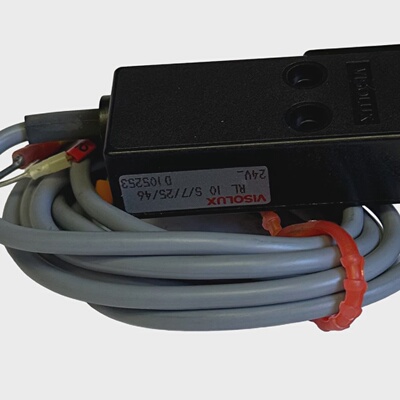 NEW VISOLUX RL 10 S72546  RL10S72546 PHOTOCELL SENSOR 24V