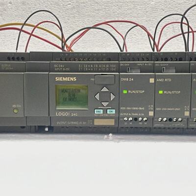 Siemens Logo PLC Set 6ED1 0521CC010BA6  DM8 24  2QTY AM  LOG