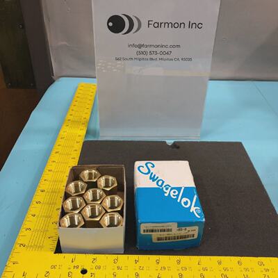 9 SWAGELOK 34 MNPT x 12 FNPT REDUCING BUSHINGS 179444
