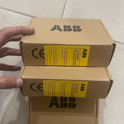 寻“”RTAC01ABB配接器原装正品多个