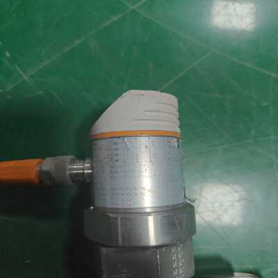 询价IFM易福门流量传感器SA0510，德国原装进口，带橙色接线