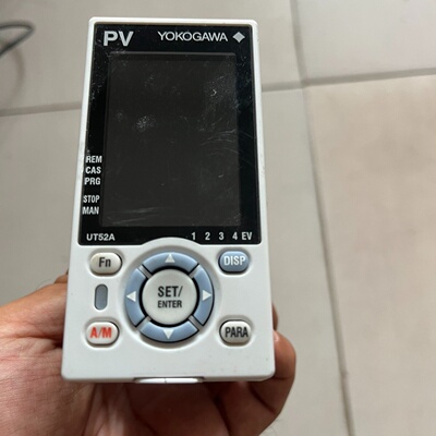 日本横河数显控制器UT52A0200000议价