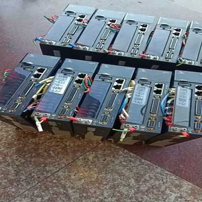 汇川驱动器IS620PS2R8I-C400w220V--议价商品