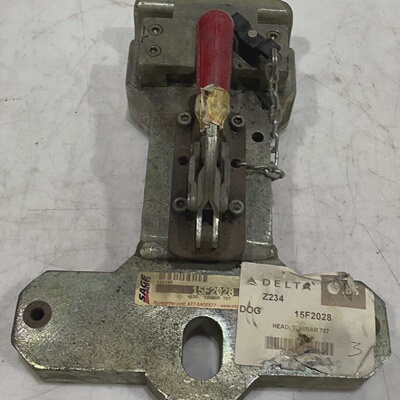 DELTA 757 AIRCRAFT 15F2028 TOWBAR HEAD TUGGER 881
