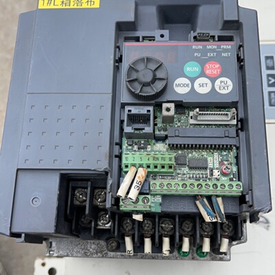 三菱变频器FRE7401.5KCHT1.5KW38