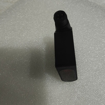 议价散新巴鲁夫BOS 26K-PA-1QE-S4-C传感器，原装