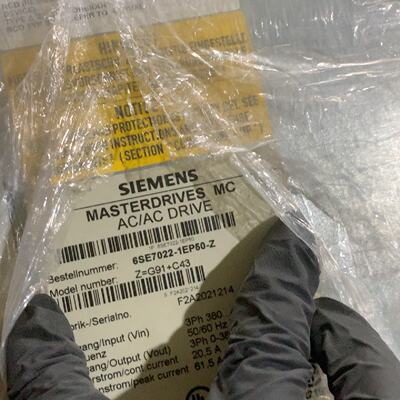 议价西门子MasterDrives MC变频器，型号6SE702