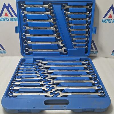 Westward 4YR25 Combination Wrench Set 32Pc SAE  Metric 14118