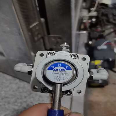 咨询-亚德克AIRTEC4HV210-08，实物，看好再拍。