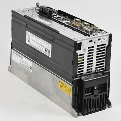 SEW Eurodrive Umrichter MDX61B00155A340T inkl. DFE32B  DEH11