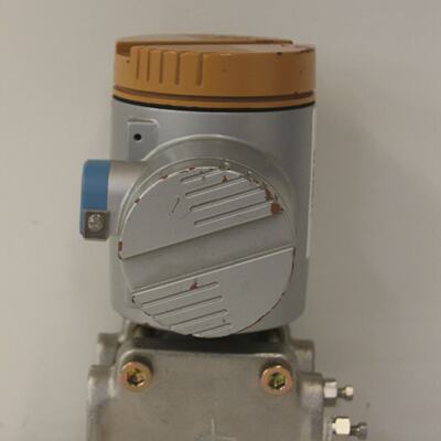 Siemens 7MF13021CD411BA1 Teleperm Pressure Transmitter 110 m
