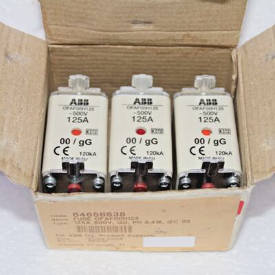 Lot of 3 ABB OFAF00H125 HRC FUSE LINK rated current 125A siz