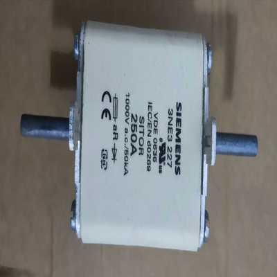 议价西门子变频器保险熔断器3NE3227快熔库存未使用