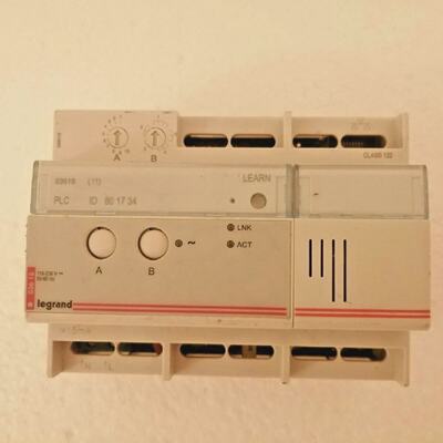 Legrand leg03618 axiophone IP Power Supply 230 V 6 modules
