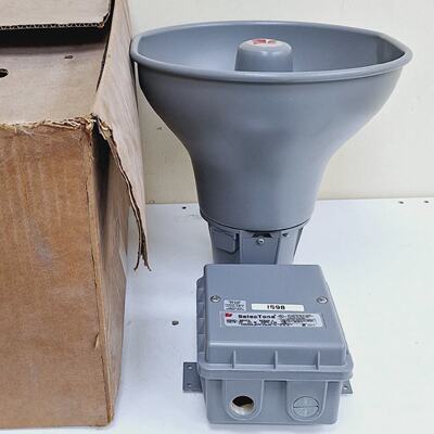 Federal Signal T302GCX120  302GCX SelecTone Amplified Speake