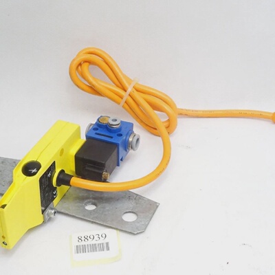 议价Wenglor Reflexsensor Demag Opt125  Rexroth Ventil 572497