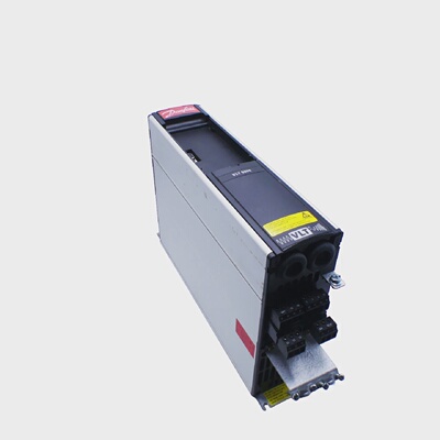 DANFOSS VLT 5000 VLT5003PT5B20PSR3D0F10A00C0 Frequenzumricht