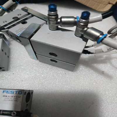 德国FESTO-DFM12-10-P-A-GF三杆气缸，三轴询价