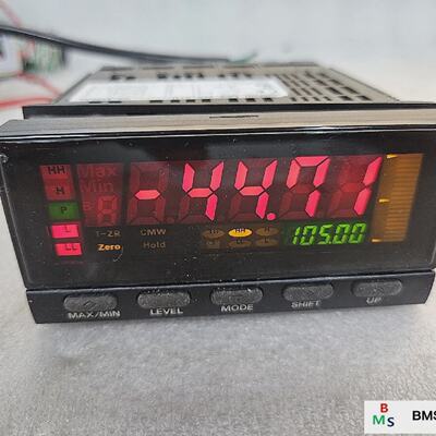 OMRON K3HBXVDAT11 Digital Panel Meter POWER ON TESTED.