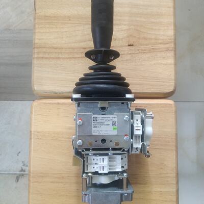 议价GESSMANN 杰斯曼主令控制器手柄 十字四方向 V68B1LT P510060