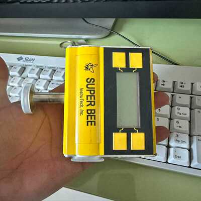 询价全新SUPERBEE小蜜蜂真空计CVM201GBA，包全新